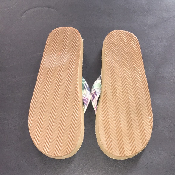 Blue Fin | Shoes | Blue Fin Plaid Strap Flip Flops | Poshmark